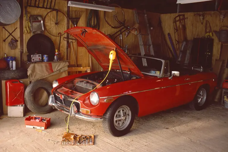 24 things you’d find in almost every 1980s family garage