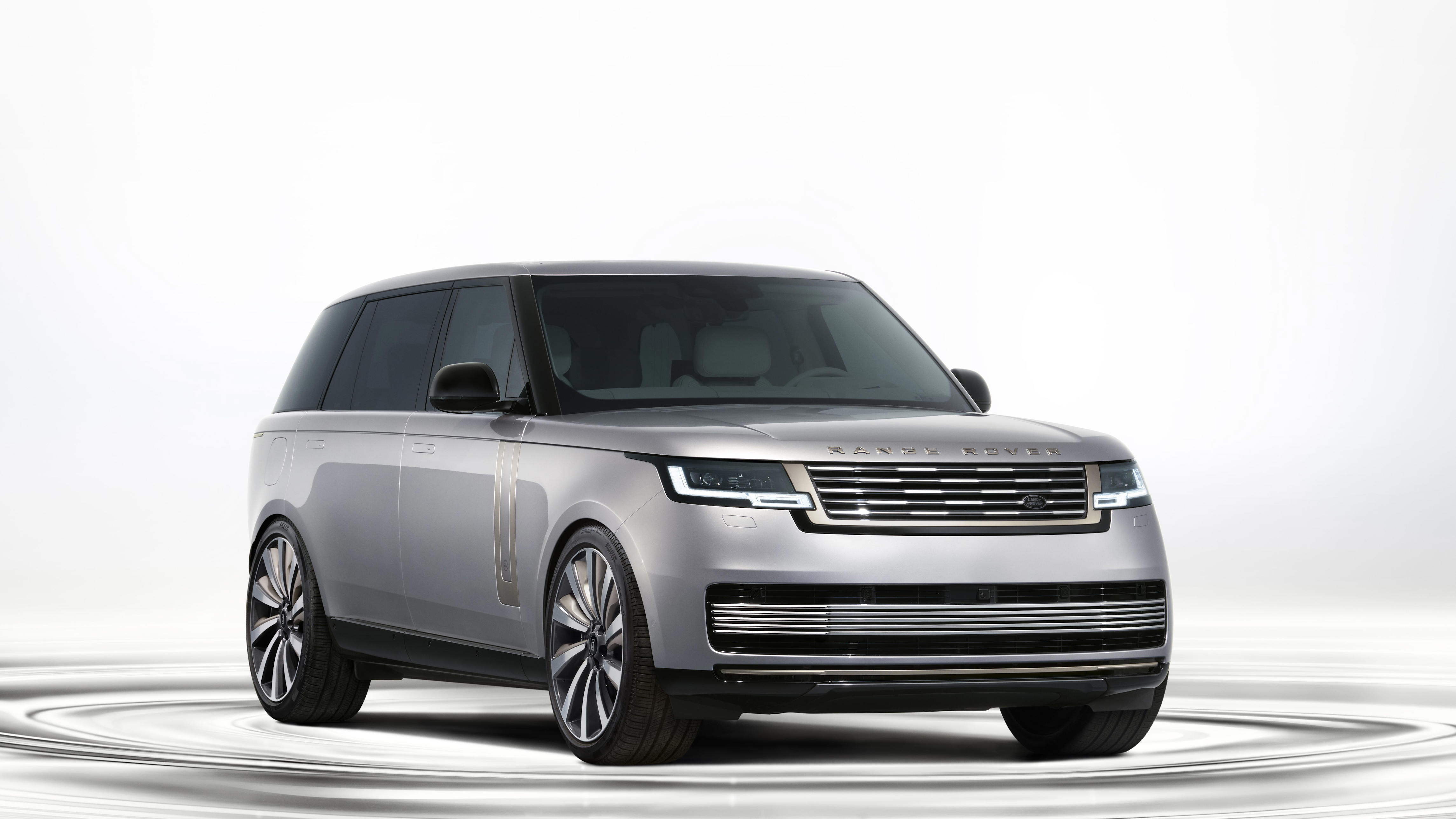 Range Rover boasts even more tech and luxury with flagship 'SV Ultra'