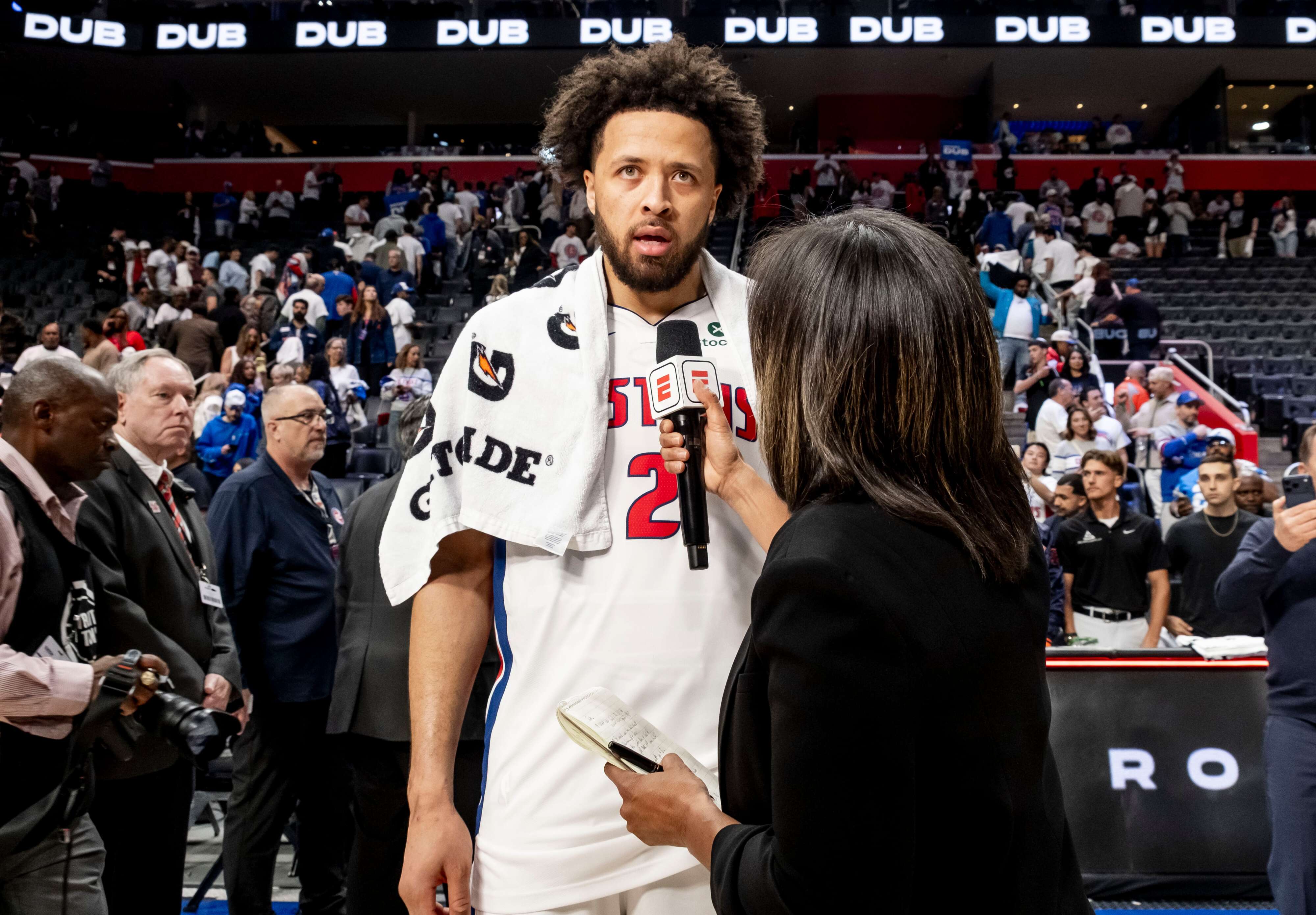 Strike at ICE detention facility prompts calls for investigation, and 4 ...