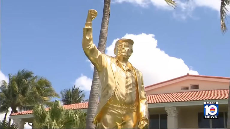 New 15ft gold statue of Trump pumping his fist in the air unveiled at ...