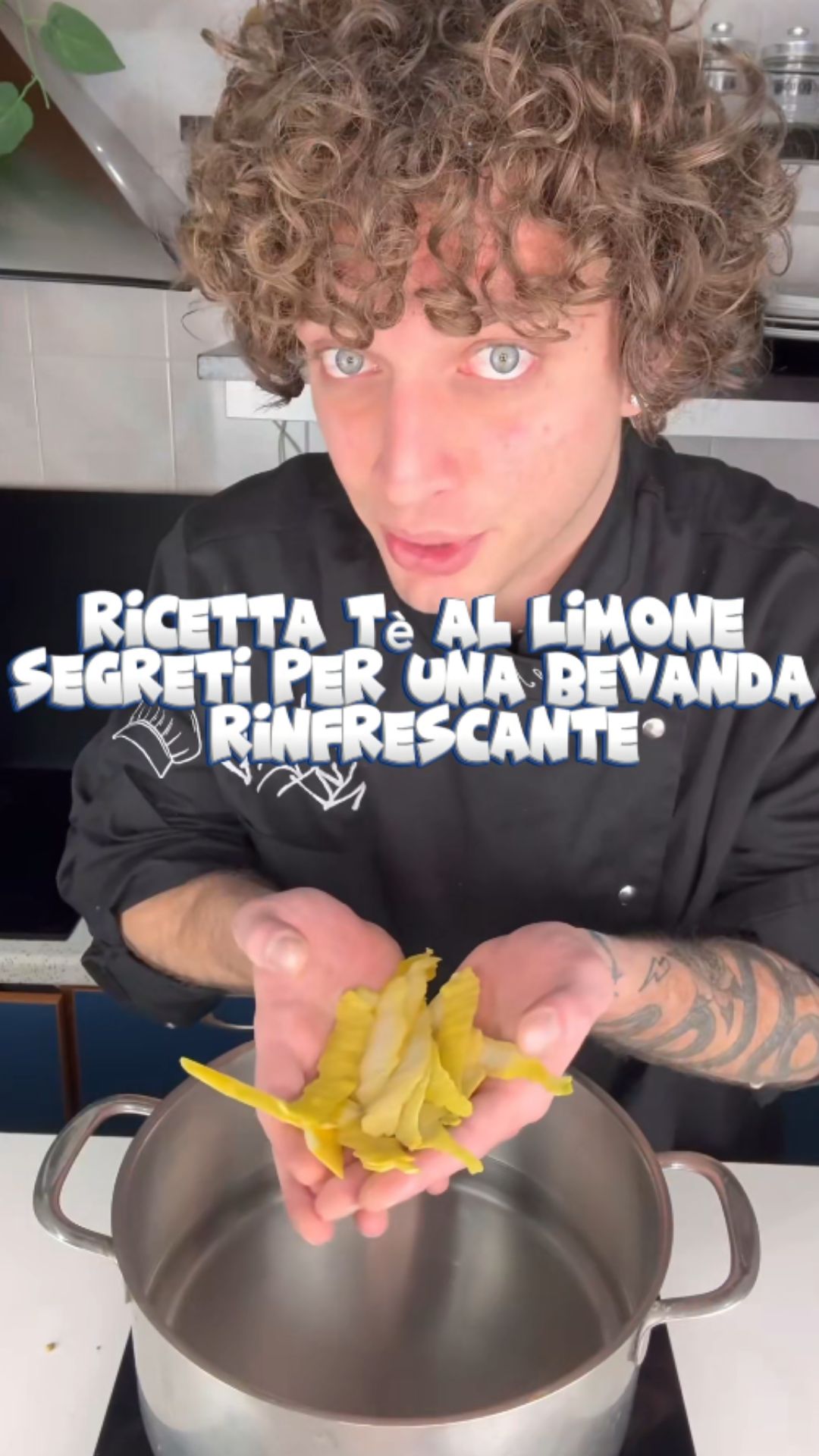Ricetta tè al limone: segreti per una bevanda rinfrescante