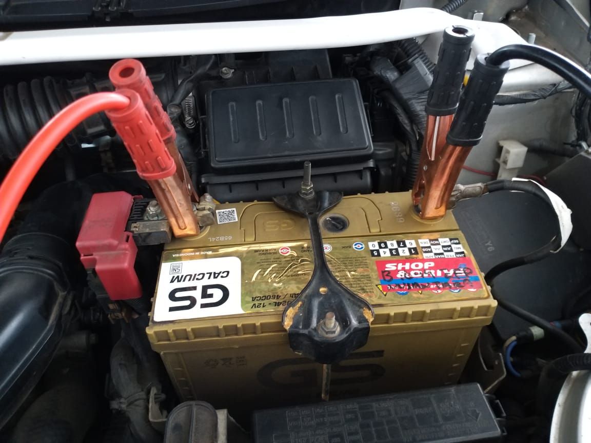 Cara jumper aki mobil yang benar biar enggak terjadi korsleting