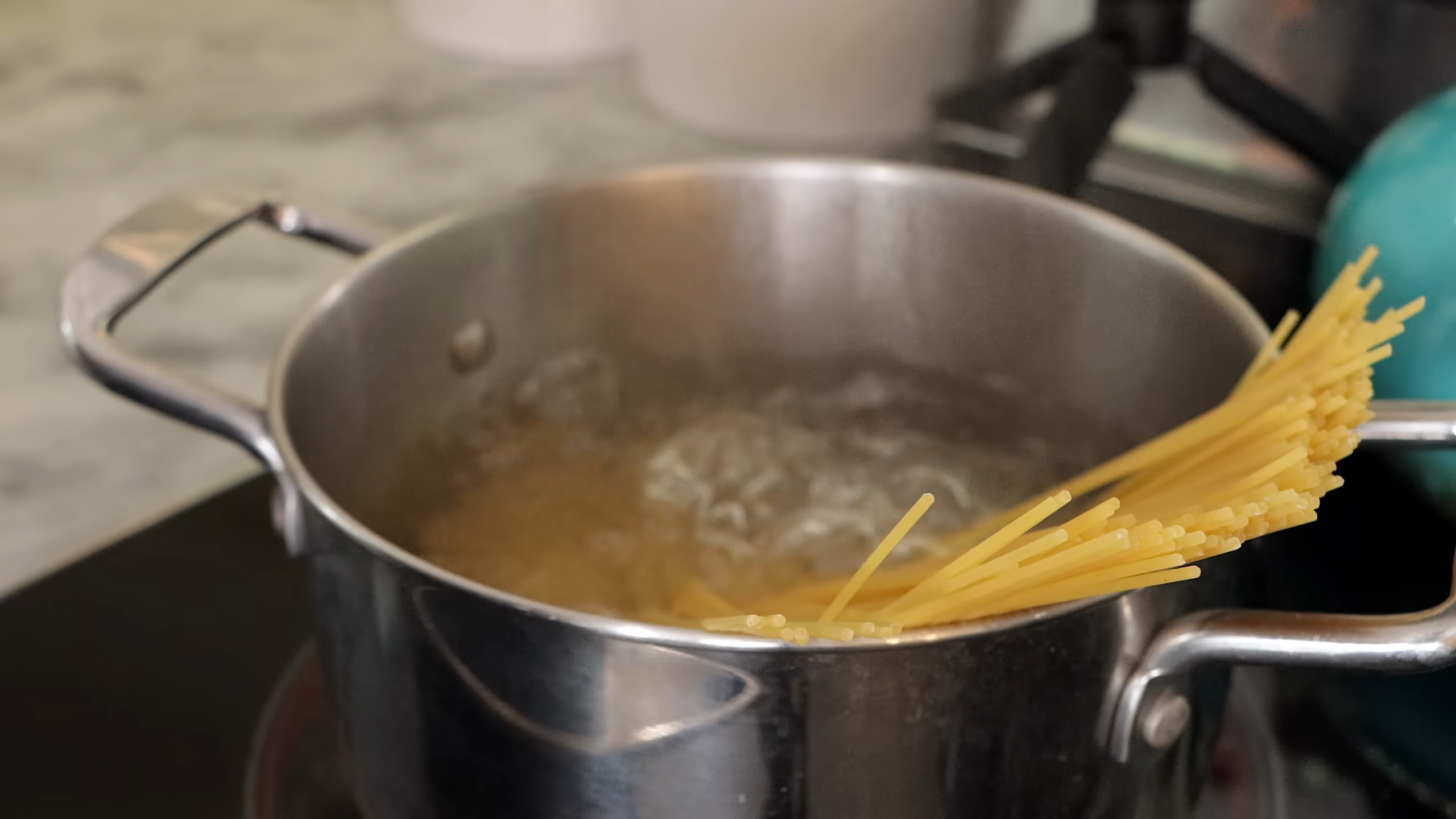 Stop boiling pasta every time because there is a much better way to cook it
