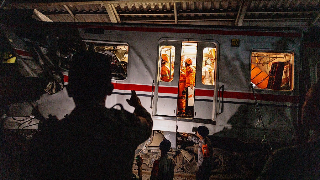 Indonesia investigates taxi firm's role in Bekasi train crash