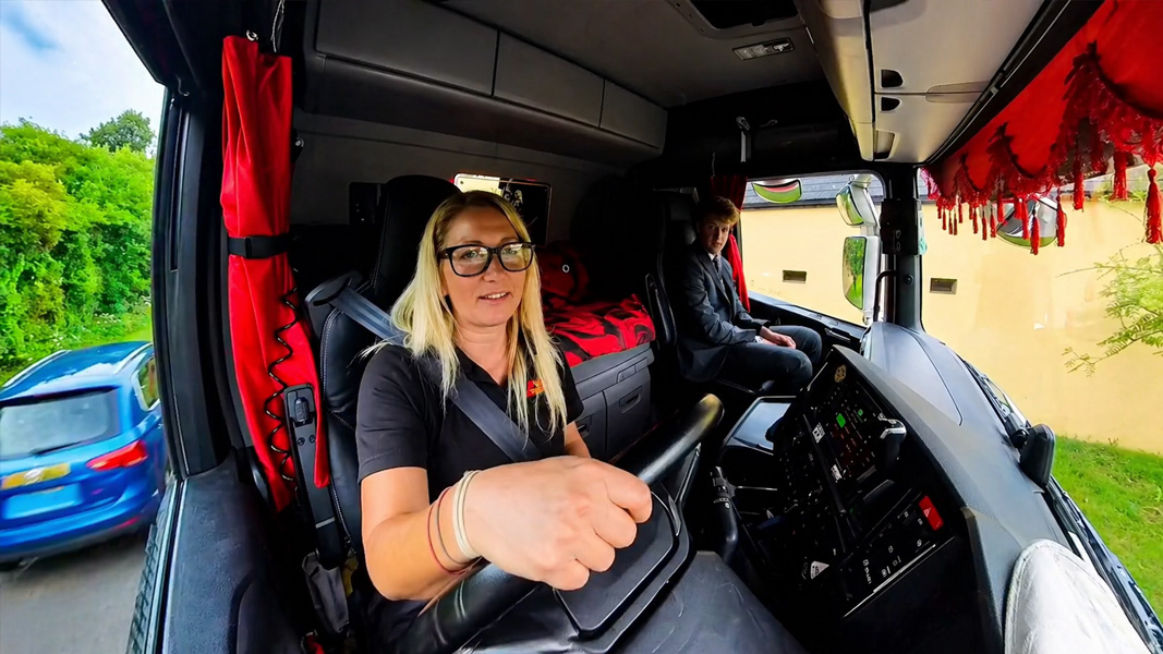 Can a lorry be used for a school prom?
