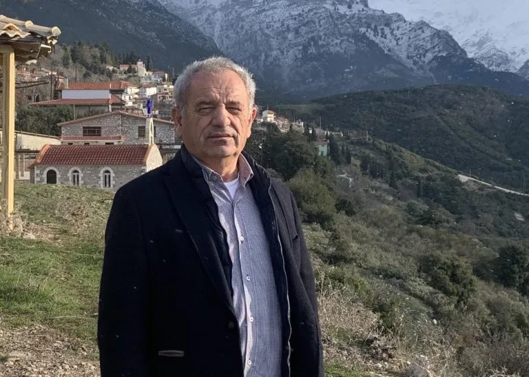 «Με τους ρυθμούς της εποχής και όχι με ρυθμούς… τετραετίας»