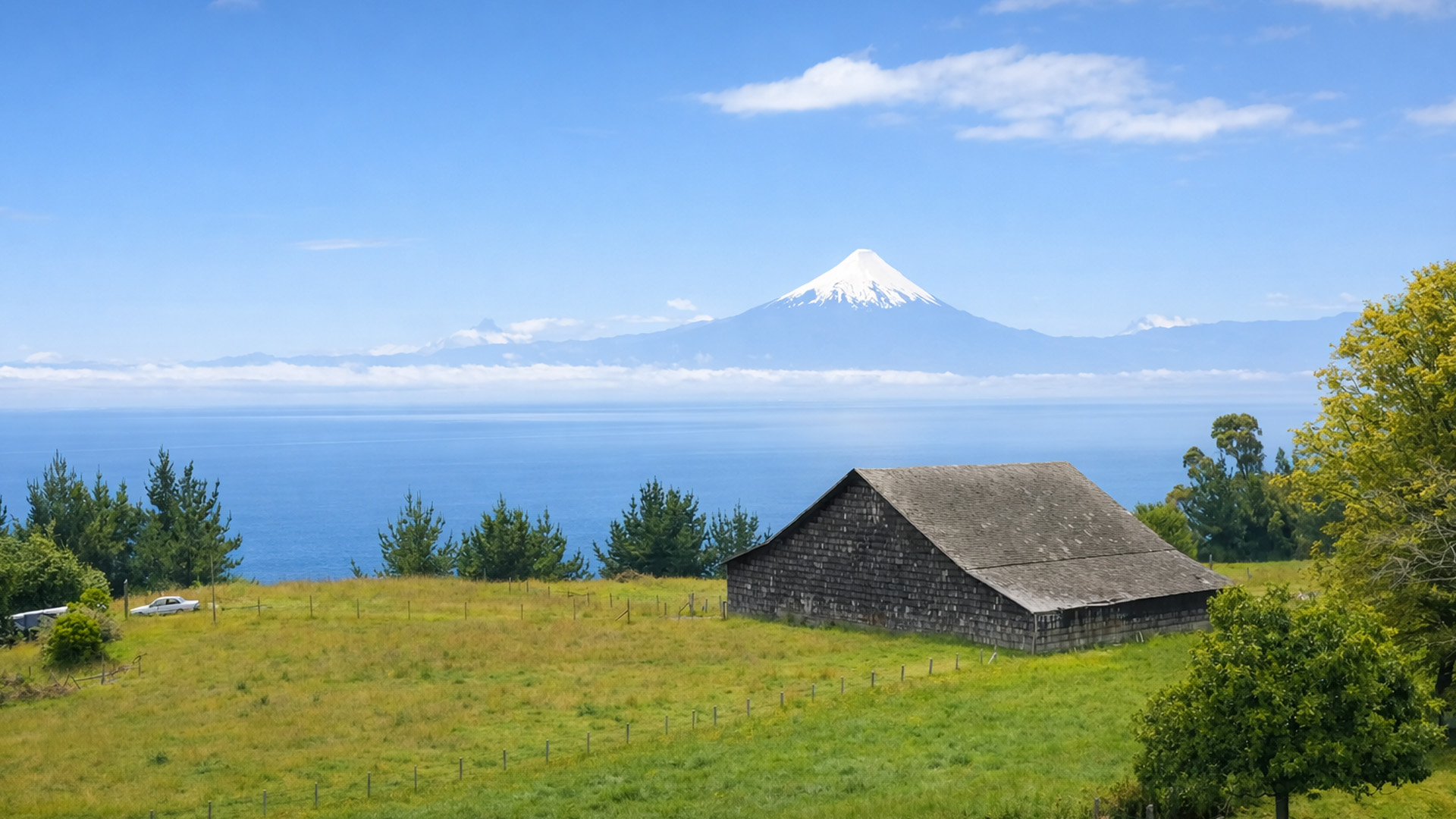 Would you live this close to a volcano?