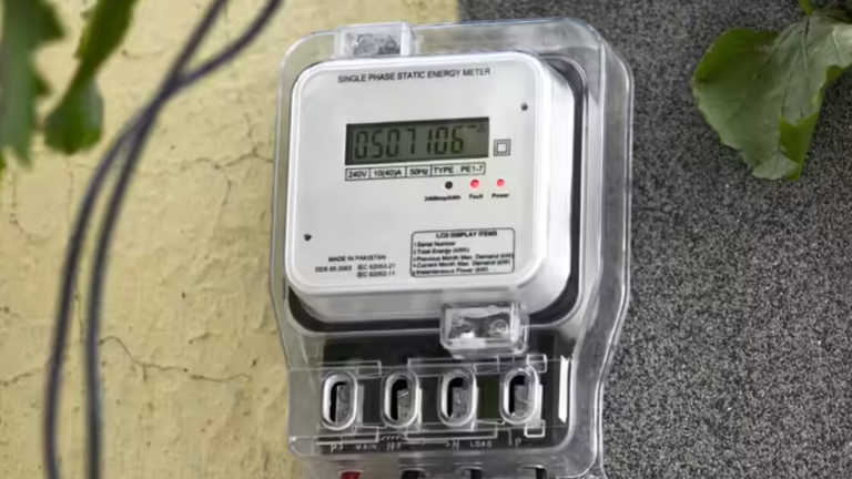 UPPCL sets up expert panel with IIT professors to probe smart meter ...