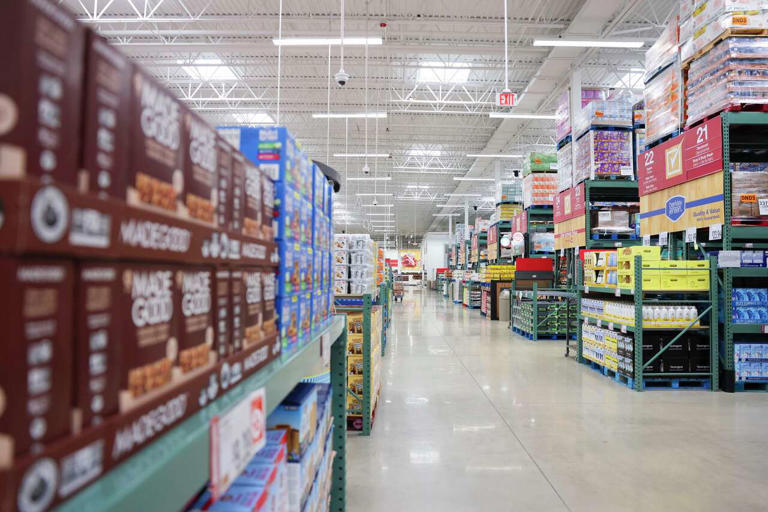 BJ's is coming with 7,000 items - with lots of groceries, some 98-inch ...
