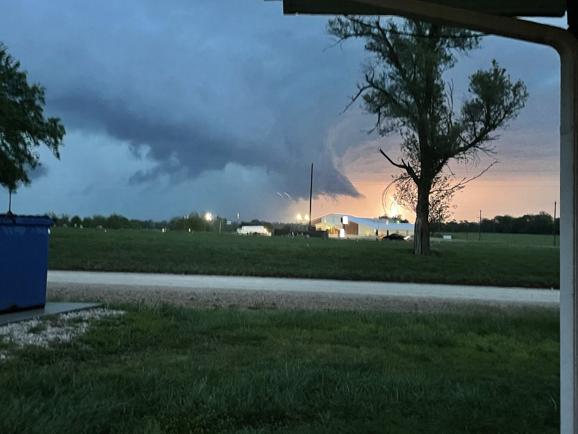 KY3 viewer pictures: Storms cause damage on Friday night