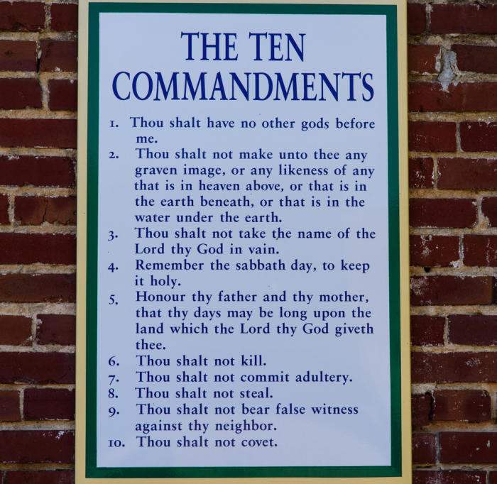 Texas can display Ten Commandments in schools, appeals court rules