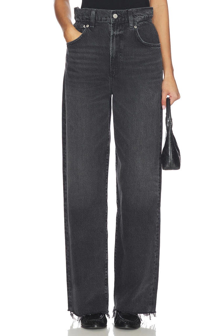 After a hiatus, it's officially cool to wear this dated jeans trend ...
