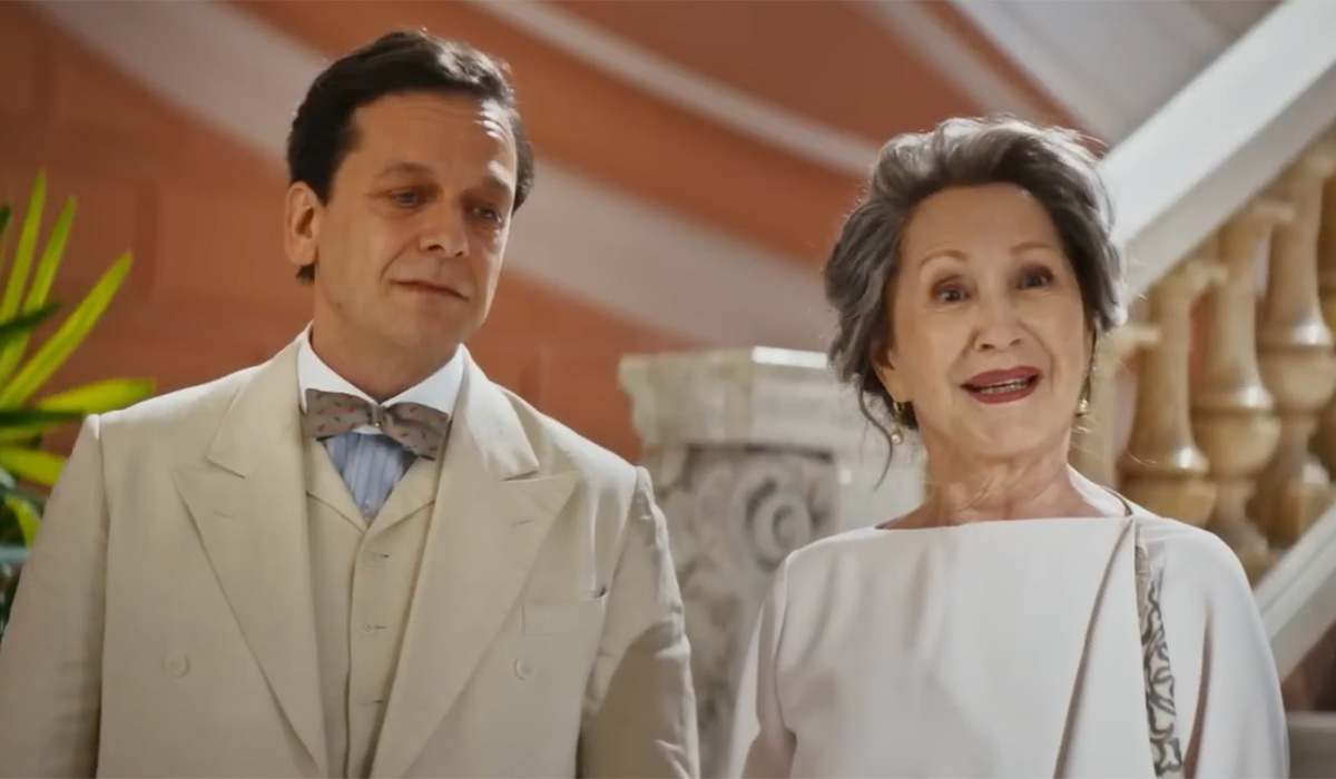 Downton Abbey star dies after battle with dementia