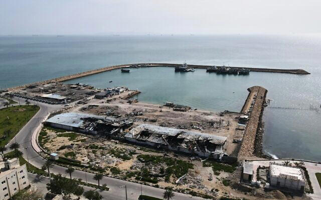 Iran reimposes Hormuz closure after US maintains blockade; IRGC ...