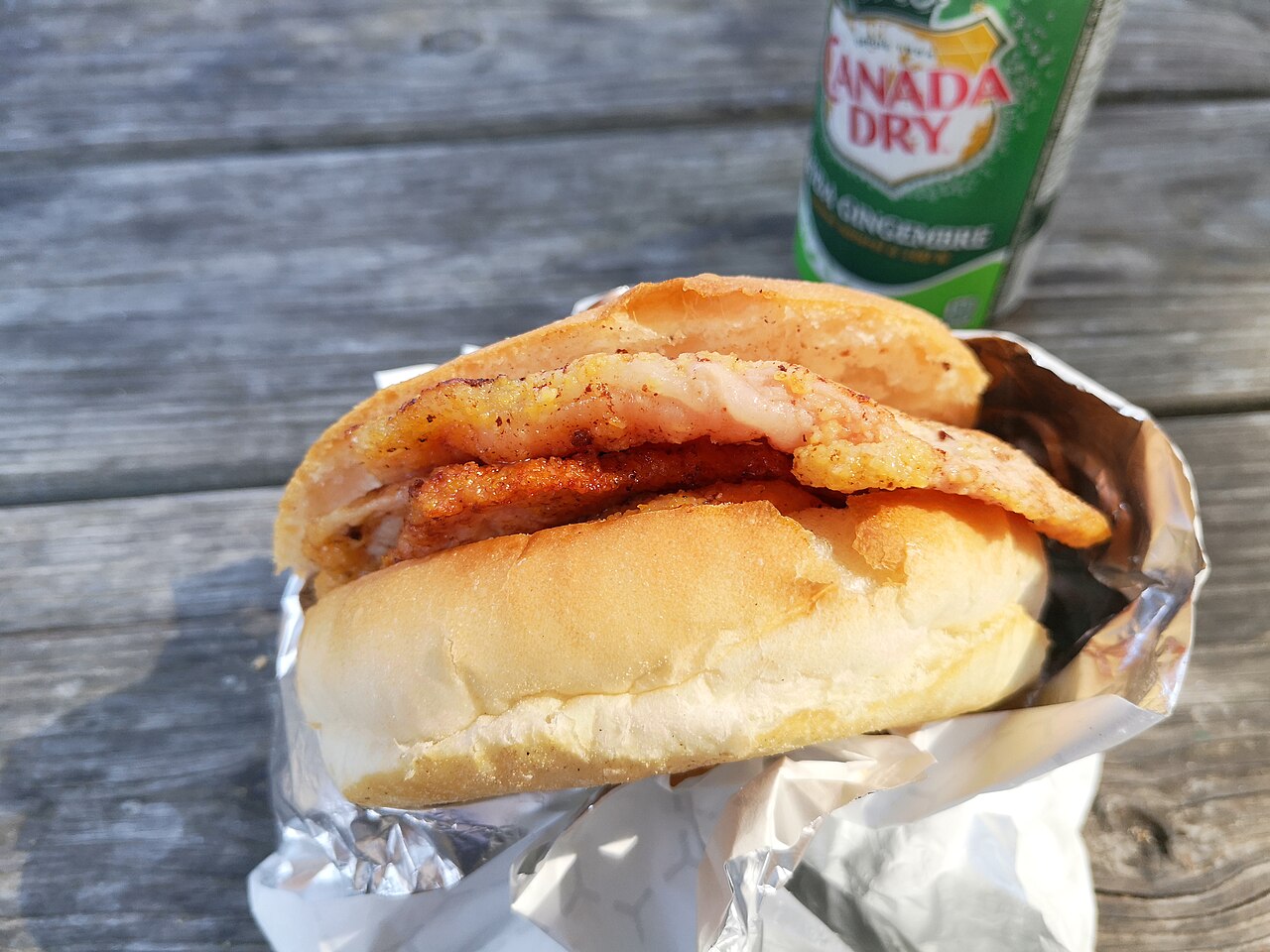 12 iconic Canadian foods that actually disappoint tourists