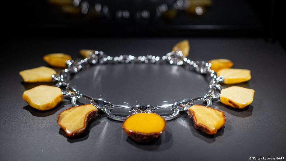 Polish amber: Fossilized tree resin is back in style