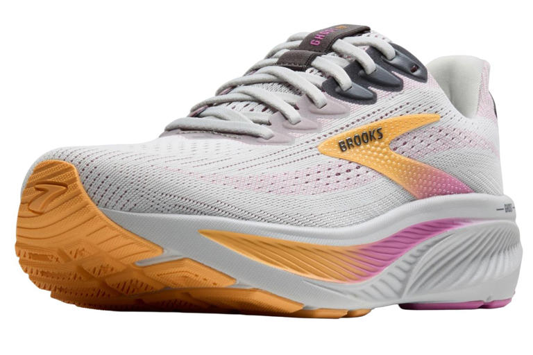 I asked 2 podiatrists what actually matters in a running shoe—they ...