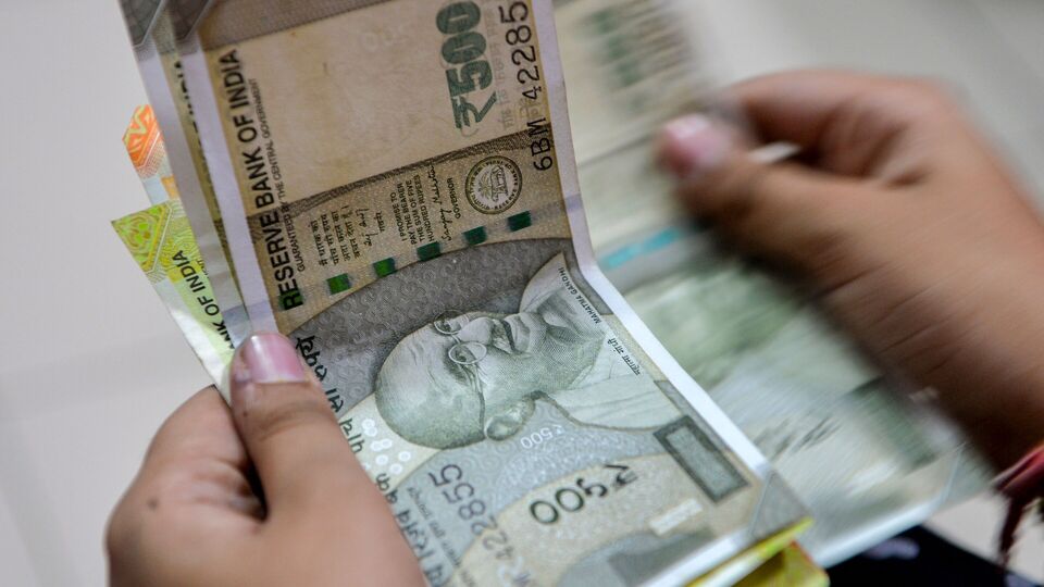 Cabinet okays 2% DA hike for central Govt employees, clears maritime ...
