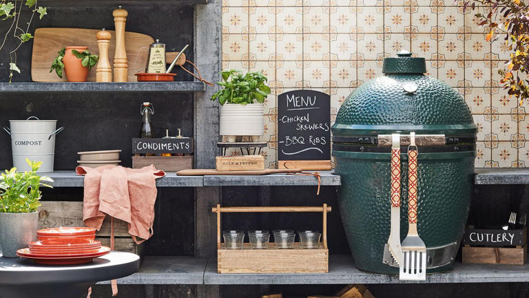 Lidl is selling a new Kamado egg BBQ that is more than £1,200 cheaper ...