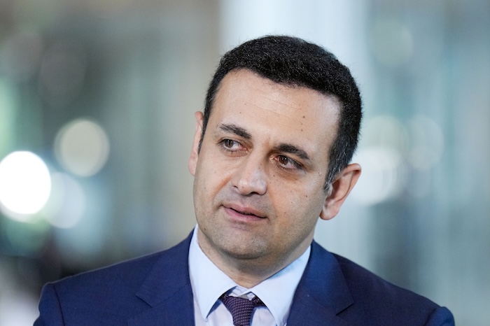 FDP-Politiker Bijan Djir-Sarai über Iran im Krieg