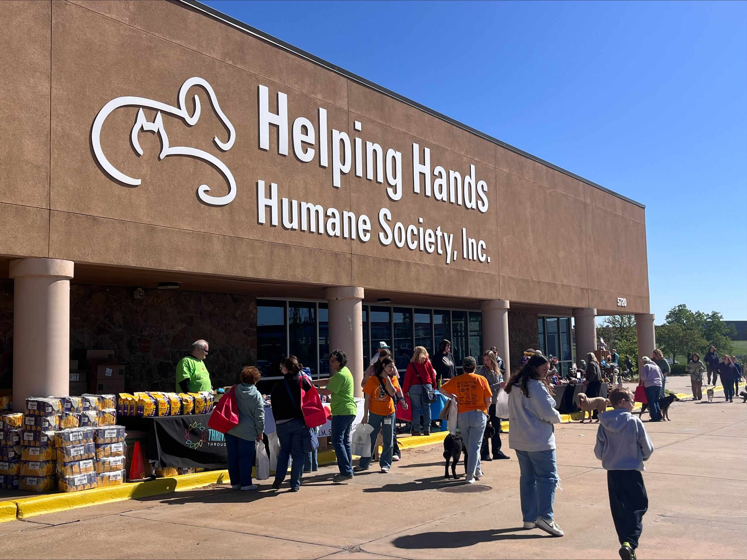 Helping Hands Humane Society Topeka Ks