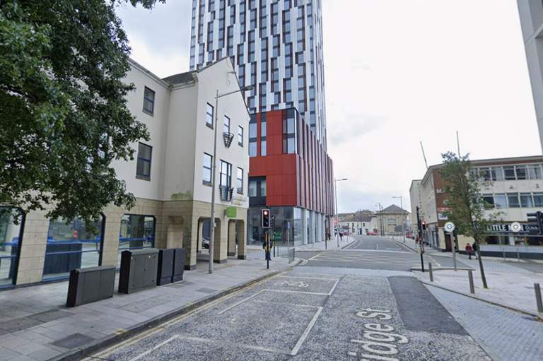 Cardiff Job Centre put into lockdown after man threatens staff