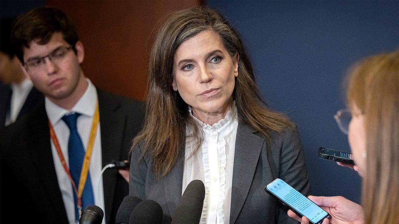 Omar confronted on camera over GOP proposal targeting foreign-born ...