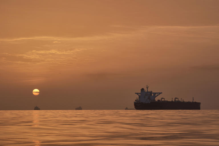 Iran closes Strait of Hormuz again; 2 ships report attacks while trying ...