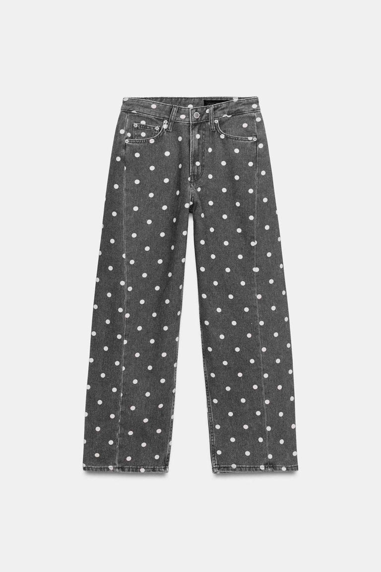「人と被りたくない!」→【ZARA】40・50代が似合う「ひとくせデニム」がおすすめ♡
