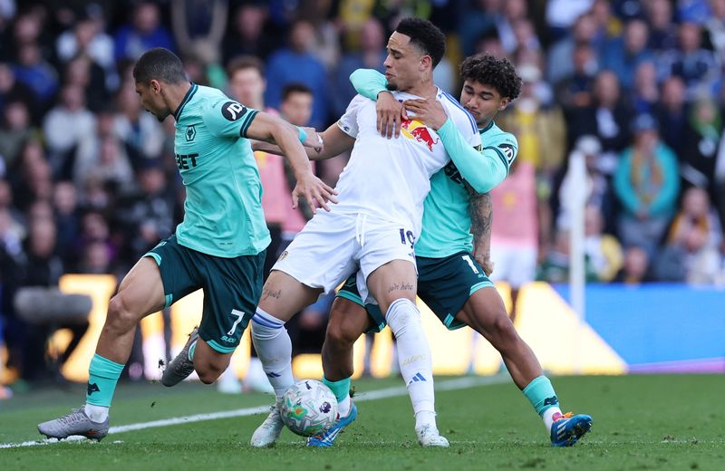 Soccer - Wolves on brink of relegation after 3-0 defeat to Leeds ...