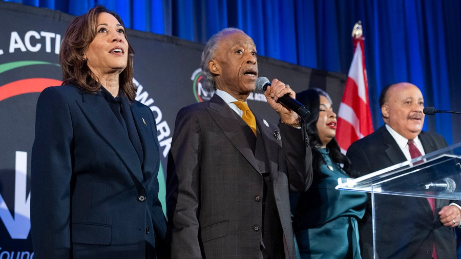 Sharpton: Carlson not 'going over the cliff' with Trump, GOP