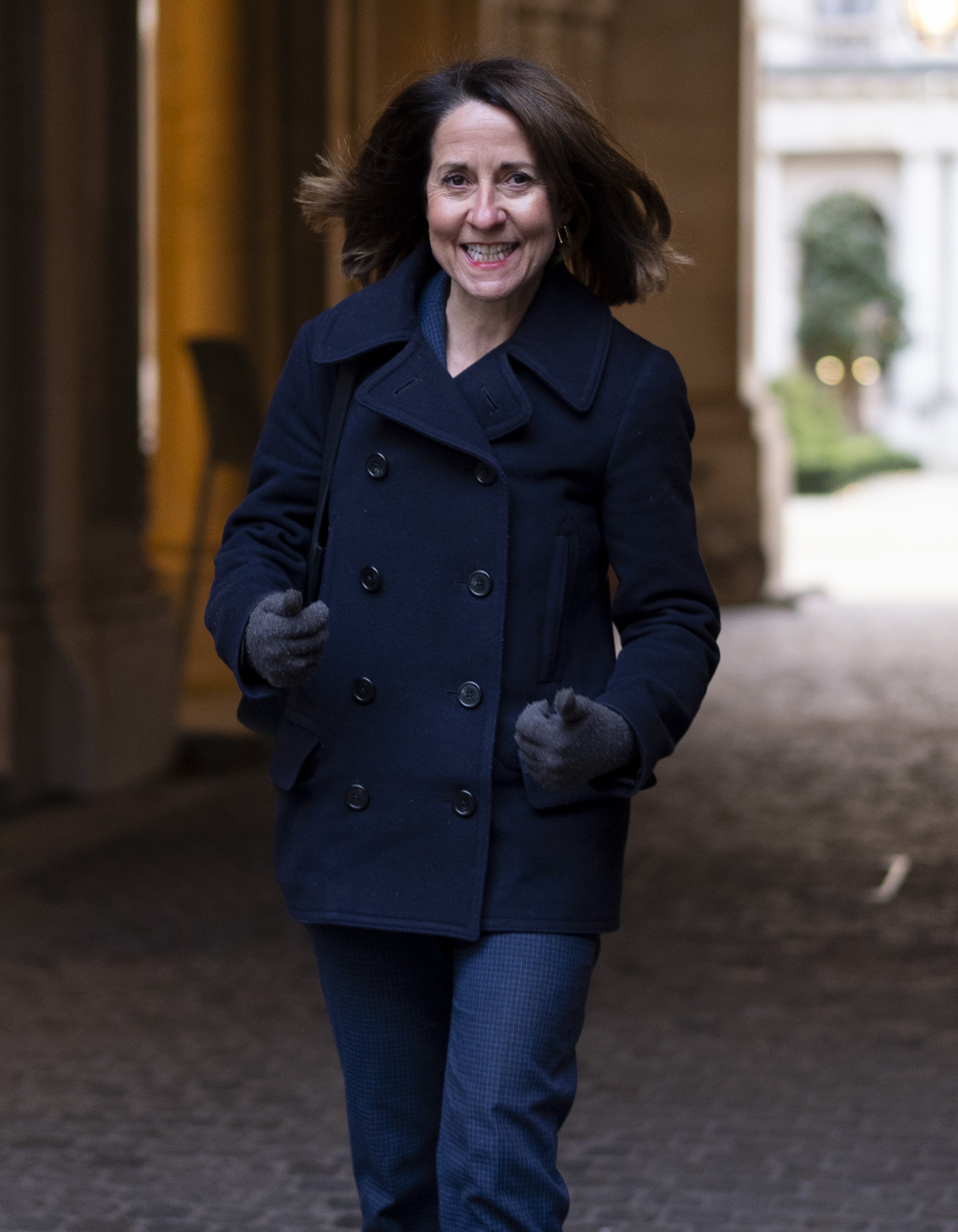 Government to host summit about keeping children safe online in AI age