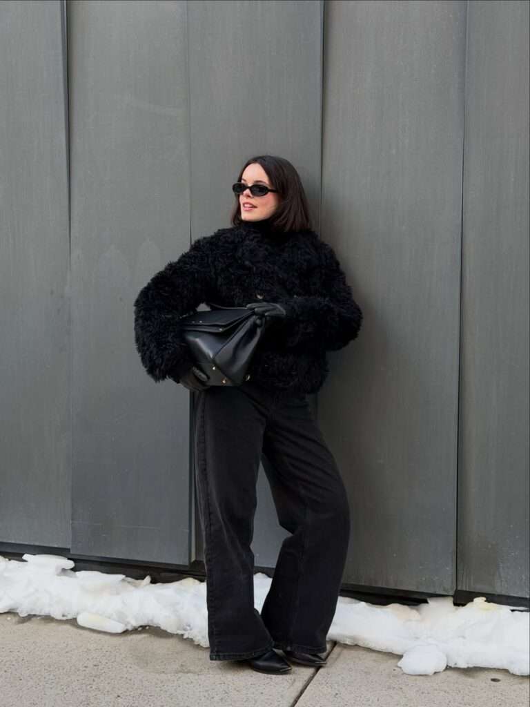 17 Black Jeans Outfit Ideas For Women