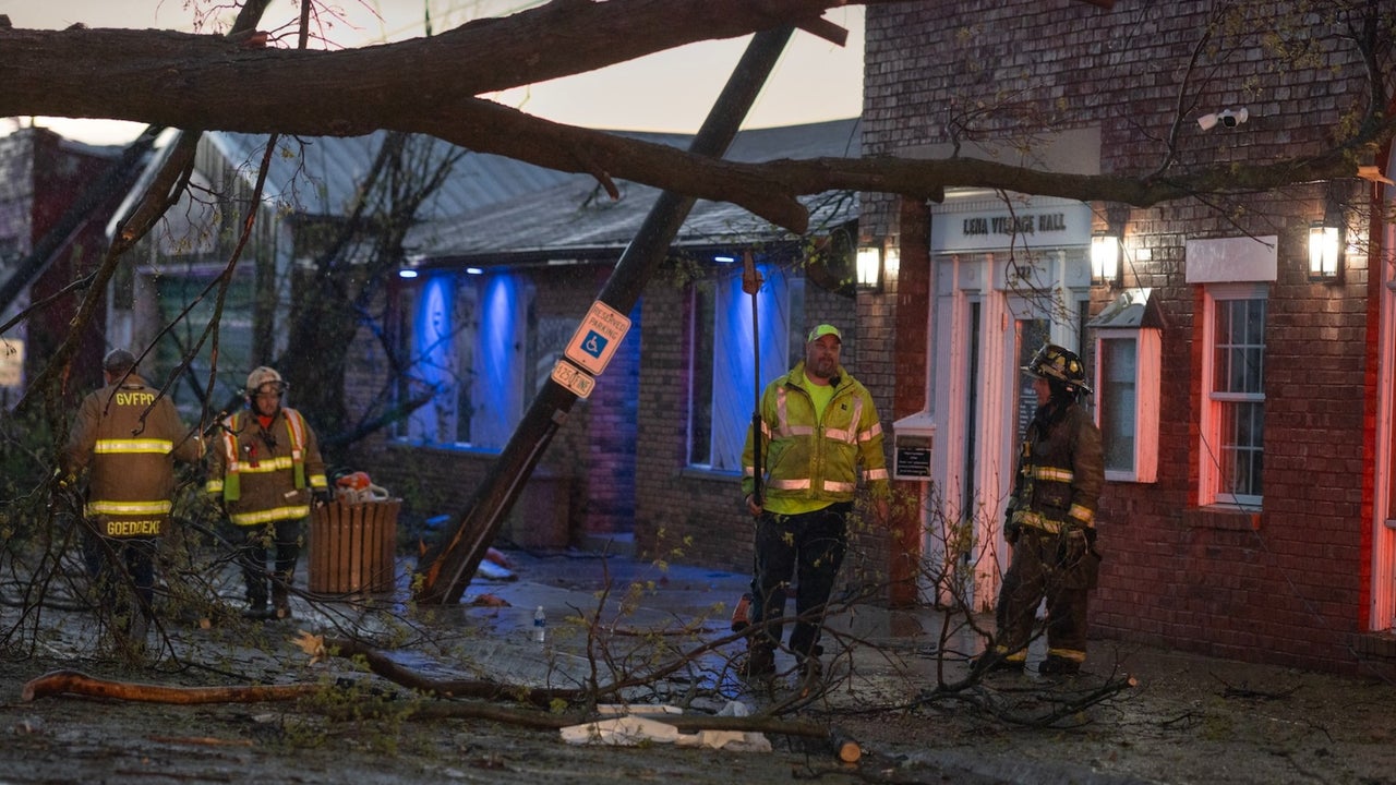 Eye opener: Violent tornadoes slam the Midwest