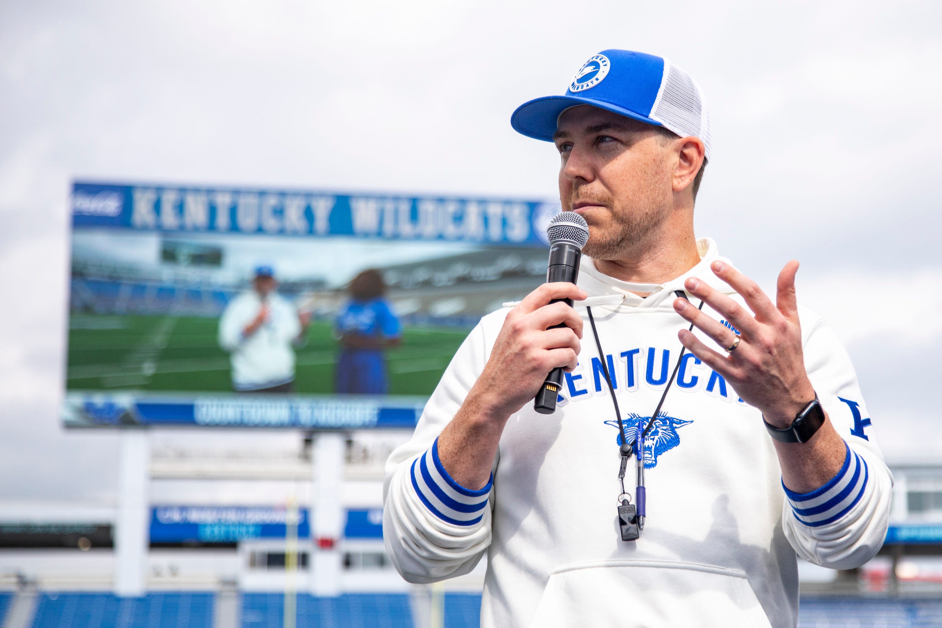 How Kentucky football coach Will Stein handles recruiting big targets