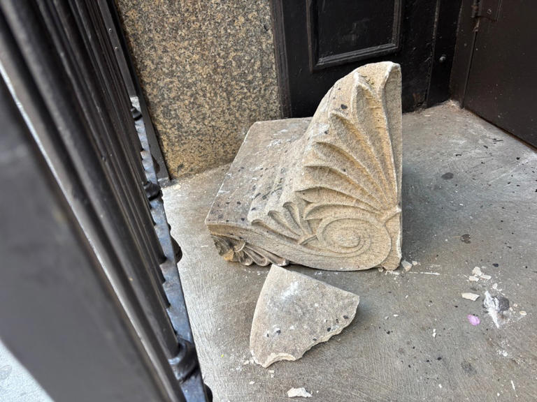 Man loses fingers after NYC building’s falling stone facade crushes ...