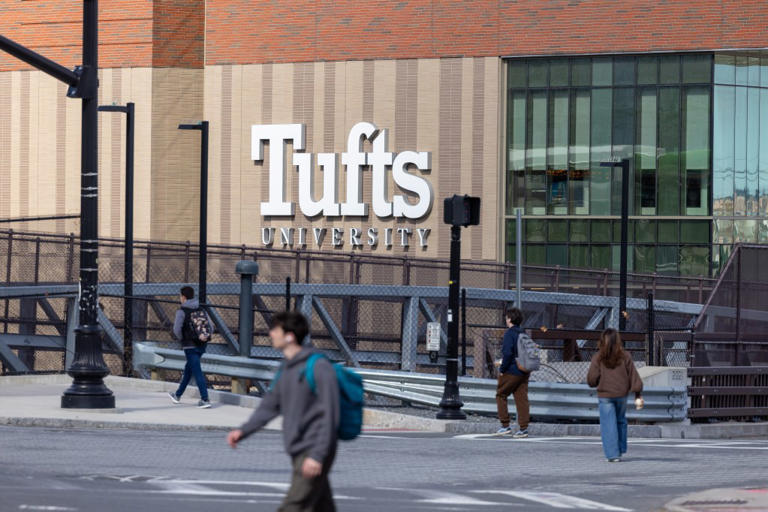 Moscow goes to war against US universities as Russian students face ...