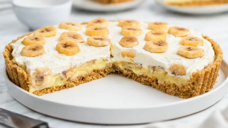 23 decadent desserts you can make with 7 ingredients or less