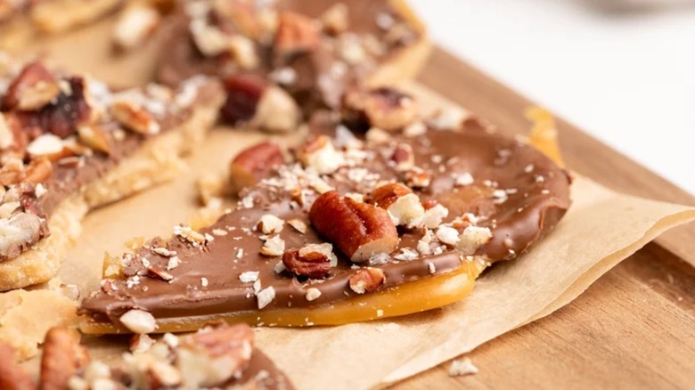23 decadent desserts you can make with 7 ingredients or less