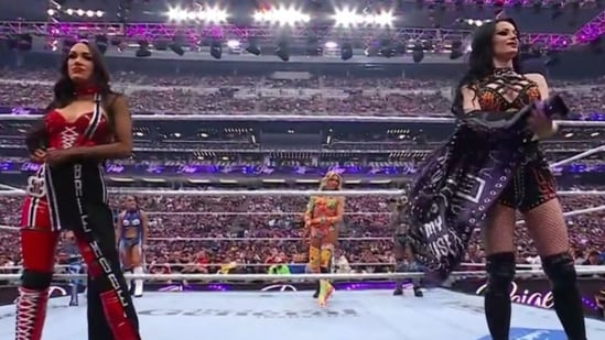 WWE WrestleMania 42 live: Becky Lynch challenges AJ Lee; Paige and Brie ...