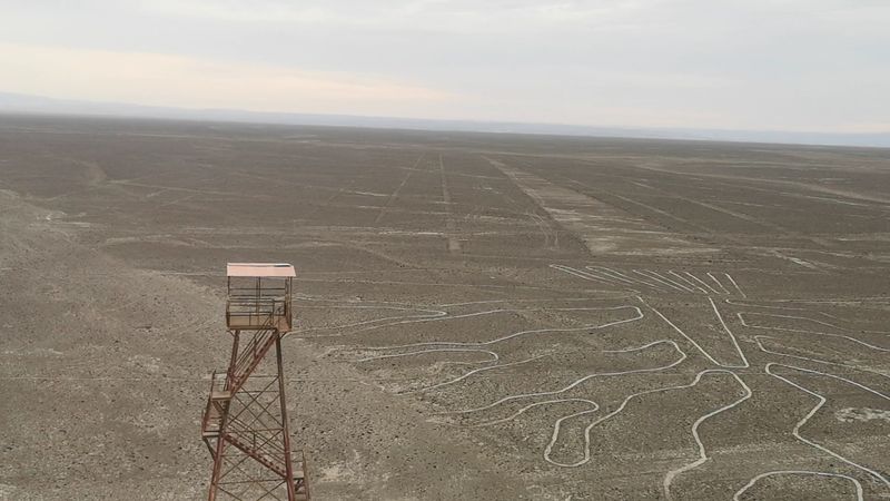 The ancient desert lines no one can explain – still