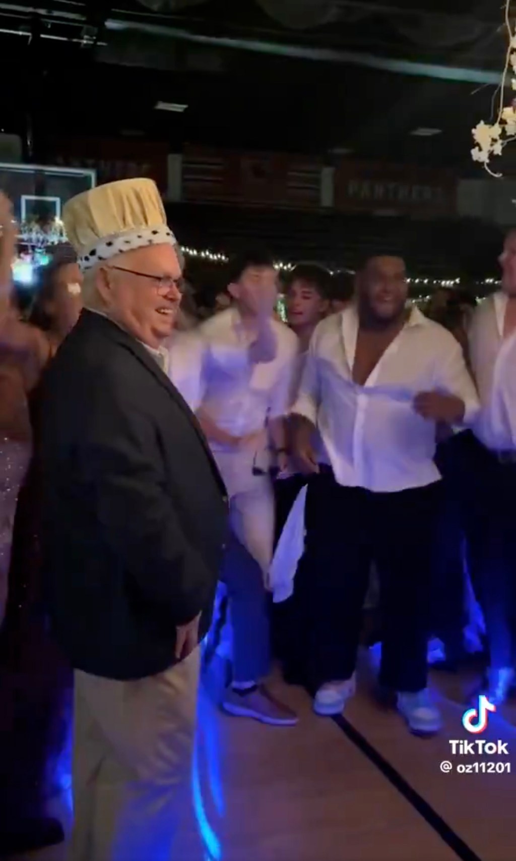 Hero Oklahoma principal Kirk Moore crowned prom king after taking a ...