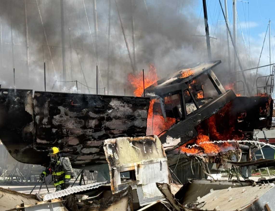 Dry-docked sailboat fire extinguished at marina in Fort Pierce