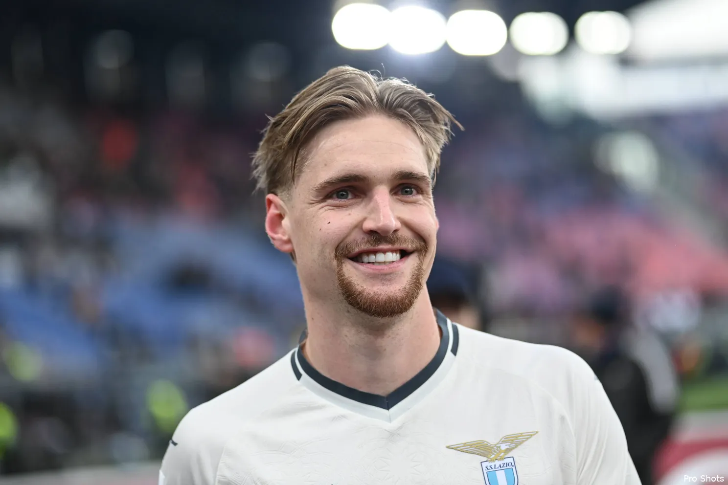 Buitenland: Taylor geeft belangrijke assist tegen Napoli; Rensch doet ...
