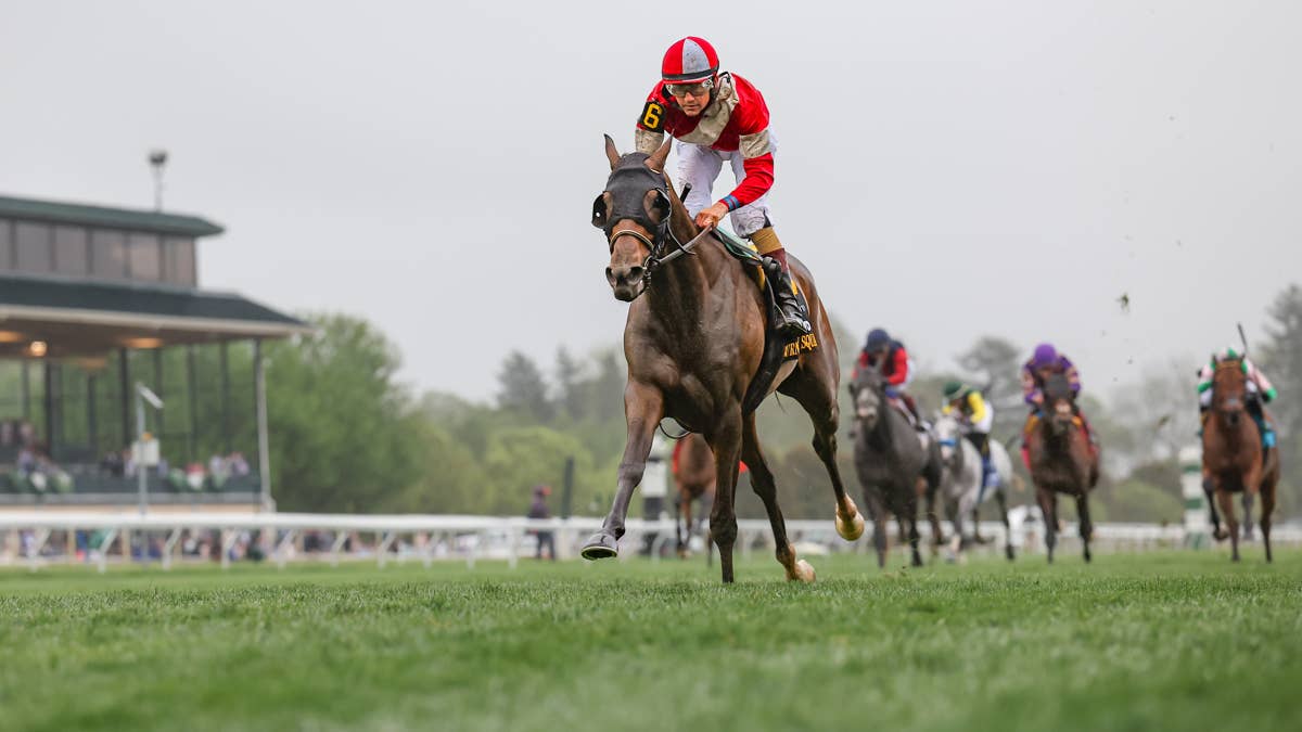 'You could tell he was the best horse': Burnham Square dominates in Elkhorn