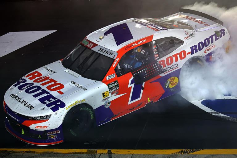 NASCAR starting lineup for O'Reilly Series at Kansas in April 2026