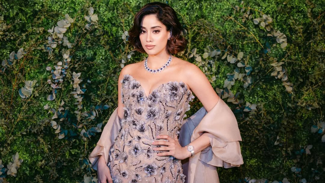 Janhvi Kapoor’s 40-diamond-studded watch isn’t telling time, it’s ...