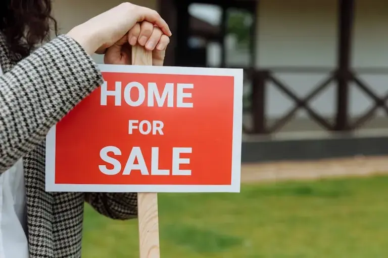 Smart buyer checklist - 4 questions to ask before any offer