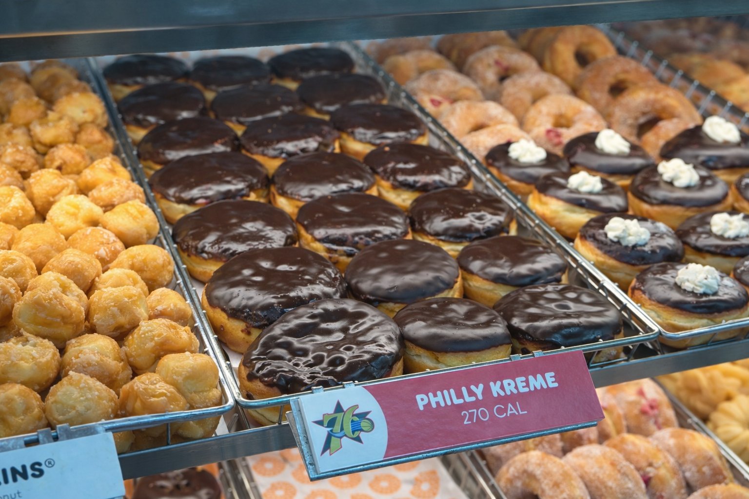 Dunkin' benches Boston, offers 'Philly Kreme' donuts during NBA playoffs