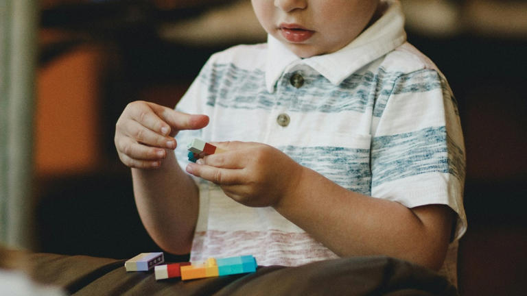 How kids can stay active indoors during summer vacation